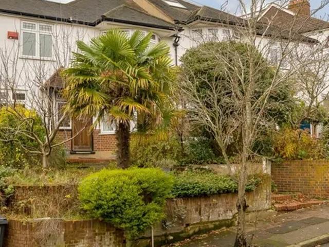 Horniman Drive, London, SE23 3BL, United Kingdom | 4 bed duplex for rent #139402901 | Rentberry