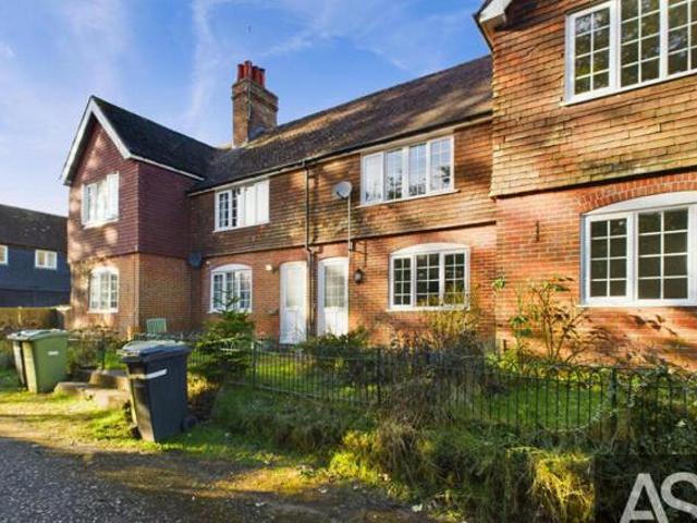 Horns Corner, Catsfield, 3 Bedroom Terraced