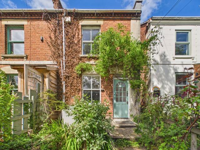 Horns Road, Stroud, Gloucestershire GL5, 2 bed terraced house to rent, £1,300 pcm | PrimeLocation