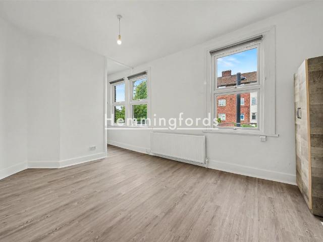 Hornsey Chambers, Clapton E5, Studio to rent, £1,400 pcm | PrimeLocation