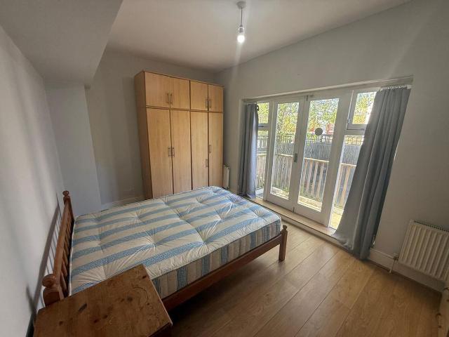 Hornsey Lane Gardens, Hornsey N6, 3 bed flat to rent, £2,850 pcm | PrimeLocation