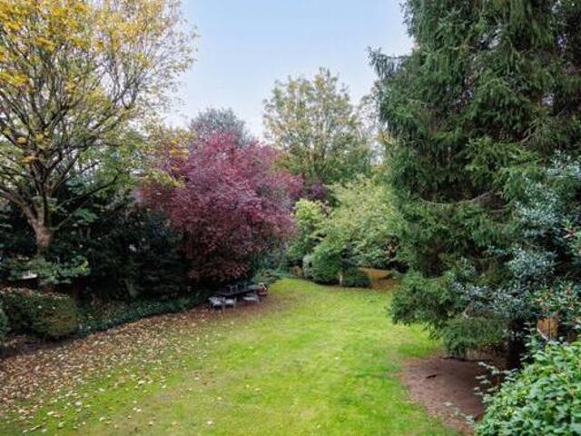 Hornsey Lane, Highgate, 2 Bedroom Apartment