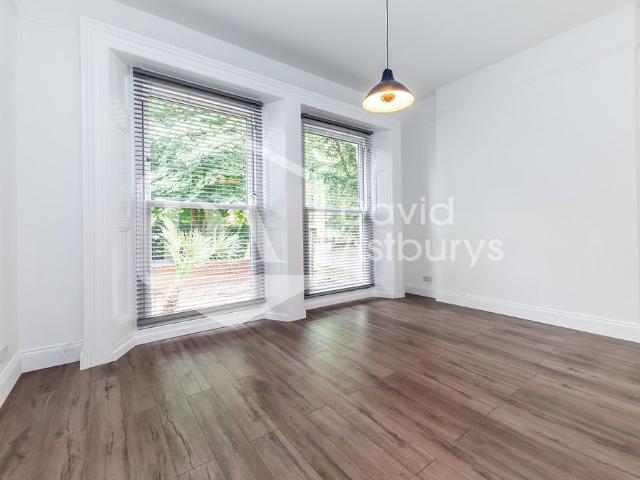 Hornsey Lane, Highgate, London N6, 3 bed flat to rent, £3,650 pcm | PrimeLocation