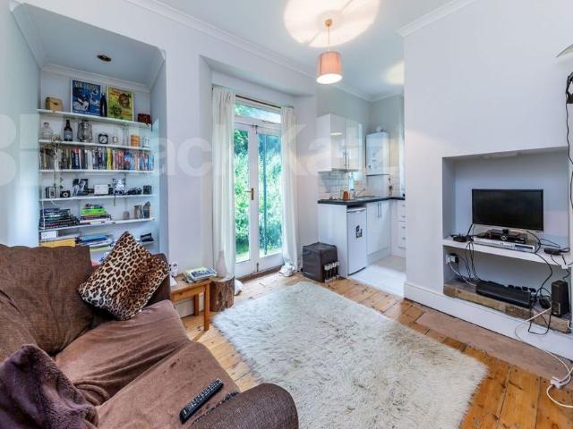Hornsey Lane, Highgate N6, 1 bed flat to rent, £1,842 pcm | PrimeLocation