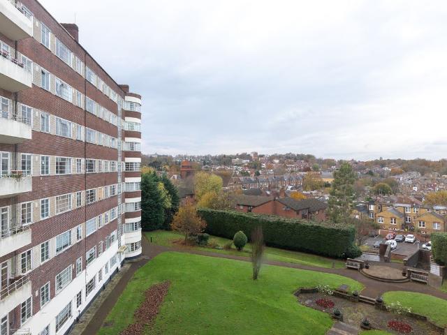 Hornsey Lane, London N6, 2 bed flat to rent, £1,995 pcm | PrimeLocation