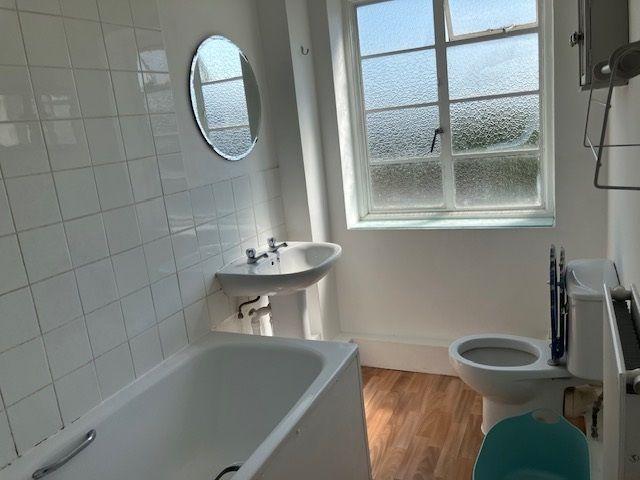 Hornsey Lane, London N6, 2 bed flat to rent, £2,100 pcm | PrimeLocation