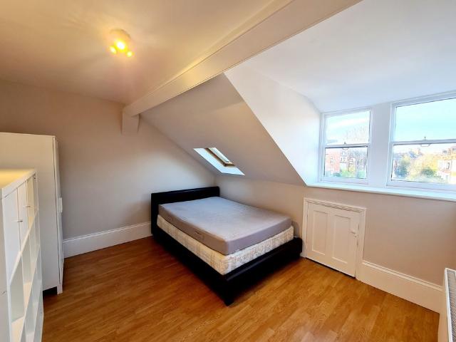 Hornsey Lane, N6 5LE, Highgate
