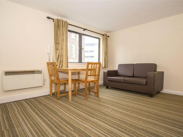 Hornsey Road, Holloway, London N7, Studio to rent, £1,300 pcm | PrimeLocation