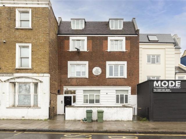 Hornsey Road, London, N19 3 bed flat to rent £2,999 pcm £692 pw
