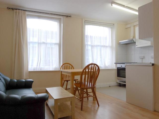 Hornsey Road, London, London N19, Studio to rent, £1,350 pcm | PrimeLocation
