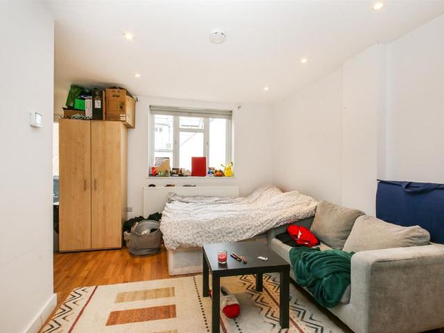Hornsey Road N7, Property to rent, £1,400 pcm | PrimeLocation