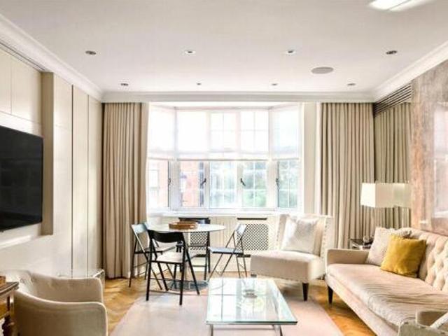 Hornton Street, Kensington, 3 Bedroom Apartment
