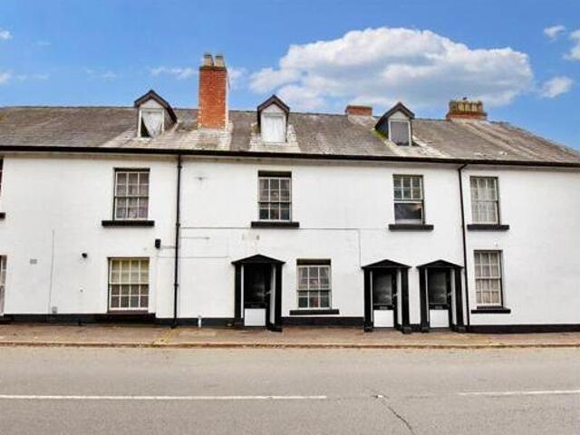 Hornyold Court, Wells Road, 2 Bedroom Apartment
