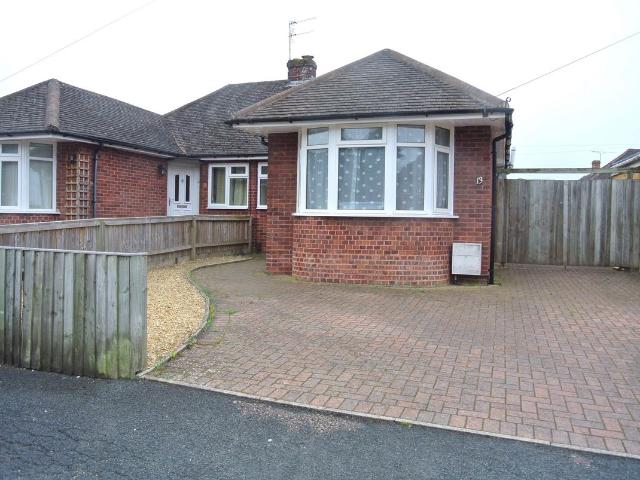 Horsbere Road, Hucclecote GL3, 3 bed bungalow to rent, £1,300 pcm | PrimeLocation