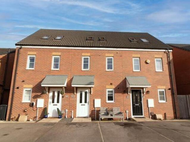 Horse Chestnut Close, Orchid Gardens, 3 Bedroom Terraced