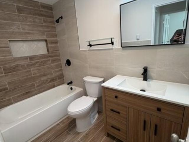 Horse Pond Rd Apt C, Salem, Condo For Sale
