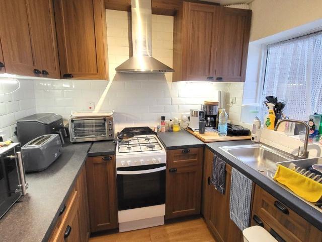 Horsenden Lane South, Perivale UB6, 3 bed property to rent, £2,200 pcm | PrimeLocation