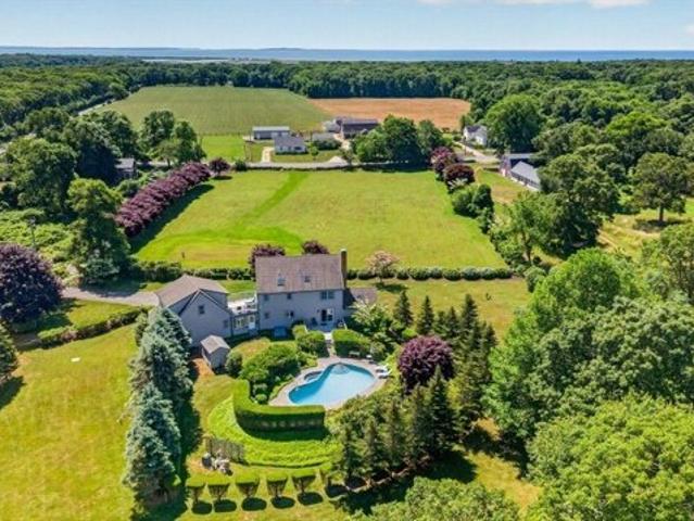 Horseneck Rd, Dartmouth, Home For Sale