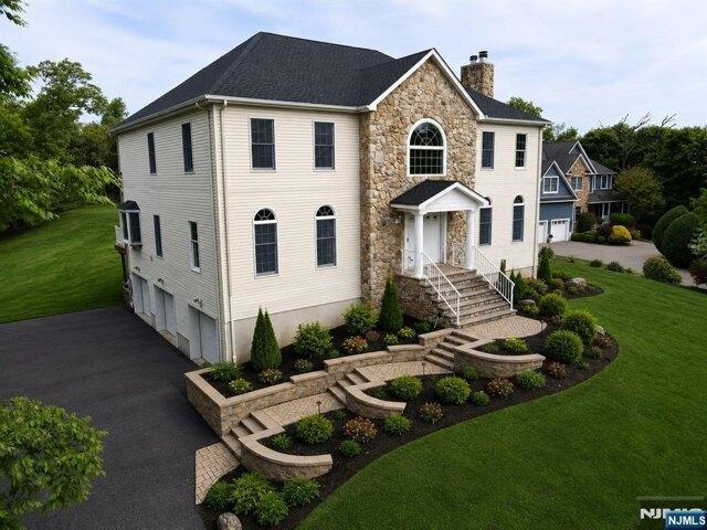 Horseneck Rd, Montville Township, Home For Sale