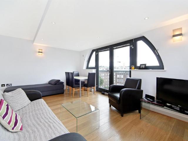 Horseferry Place Greenwich SE10 1 bed apartment to rent £1,900 pcm £438 pw