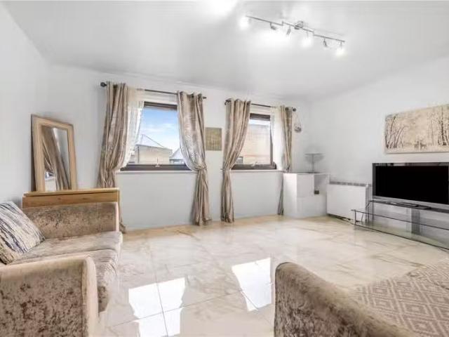 Horseferry Road, London, E14 8DY