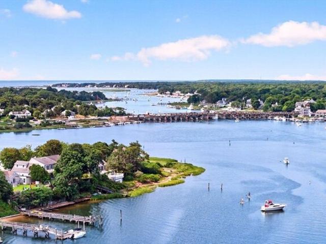 Horsefoot Rd, Dennis, Home For Sale