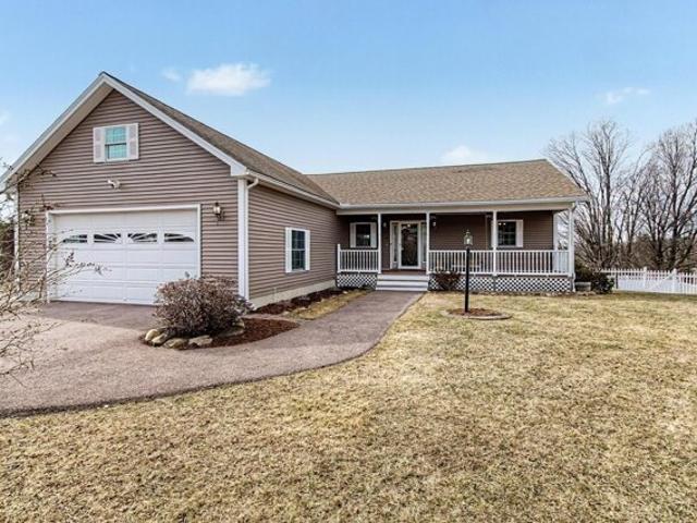 Horseshoe Cir, Milton, Home For Sale