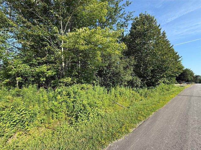 Horseshoe Dr, Erie, PA 16510