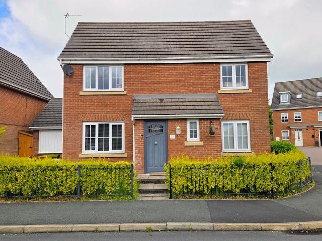 Horseshoe Drive, Buckshaw Village PR7, 4 bed detached house to rent, £1,800 pcm | PrimeLocation