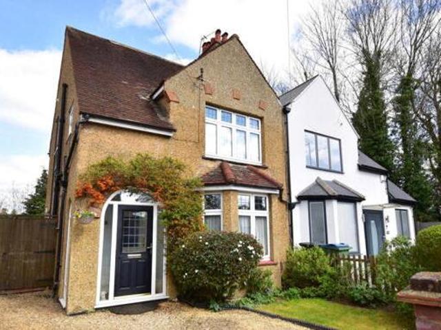 Horseshoe Lane, Watford, 3 Bedroom Semi detached