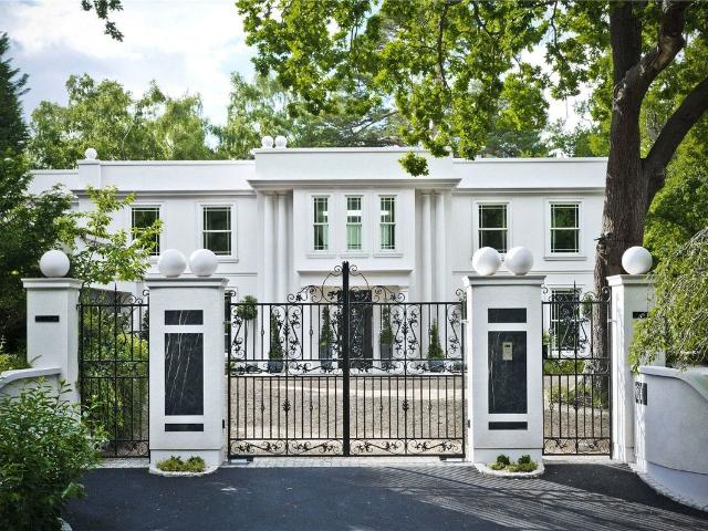 Horseshoe Ridge, Camp End Road, Weybridge, Surrey KT13, 6 bed detached house to rent, £22,500 pcm | PrimeLocation