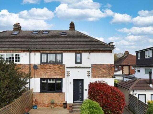 Horsforth, Park Grove, Leeds, 4 Bedroom Semi detached