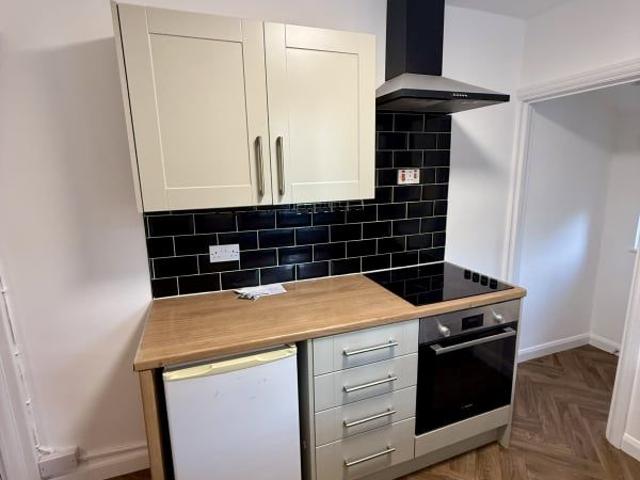 Horsham Lane, Upchurch ME9, 2 bed semi detached house to rent, £1,150 pcm | PrimeLocation