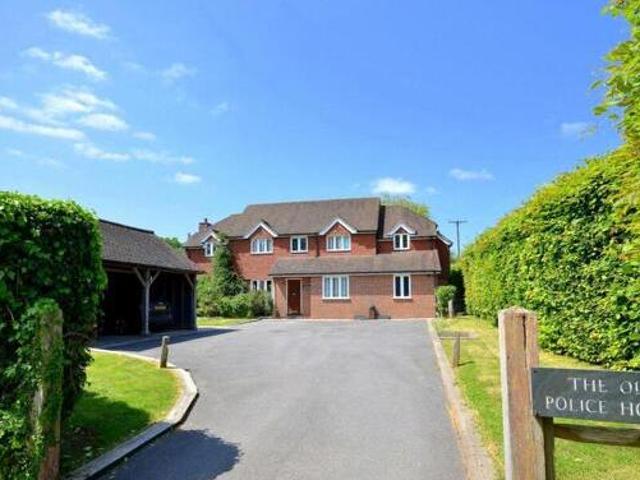 Horsham Road, Forest Green, 4 Bedroom Detached