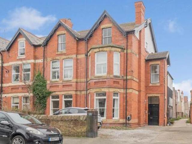Hoscote Park, West Kirby, 2 Bedroom Flat