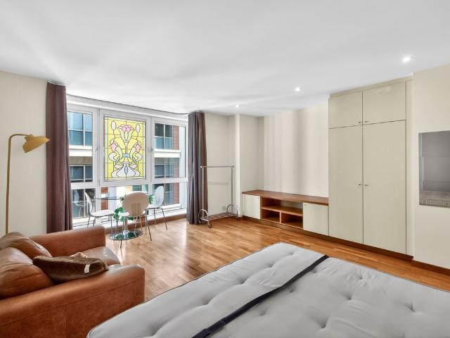 Hosier Lane, London EC1A, Studio to rent, £2,100 pcm | PrimeLocation