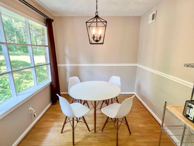 HospitalityFocused CoLiving in Lilburn MoveIn