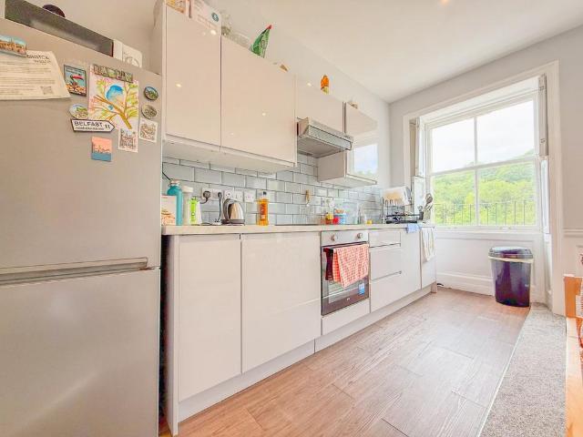 Hotwell Road, Bristol BS8 2 bed apartment to rent £1,450 pcm £335 pw