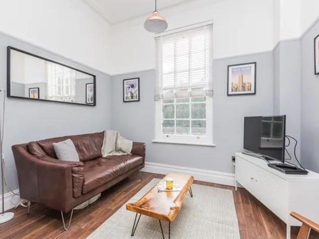 Hotwell Road, Hotwells, BS1