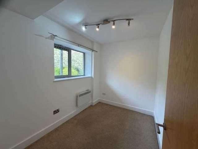 Hotwells Road, Harbours Edge, Bristol, BS8
