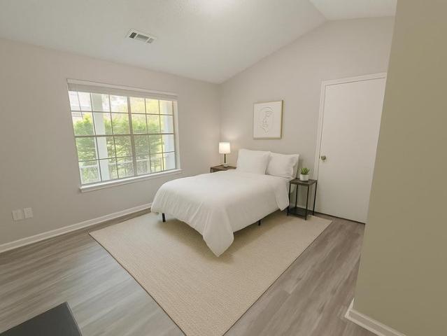HOT new listing! Amazing Decatur Location! Spac
