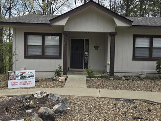 13 Dulzura Ln, Hot Springs Village, AR 71909