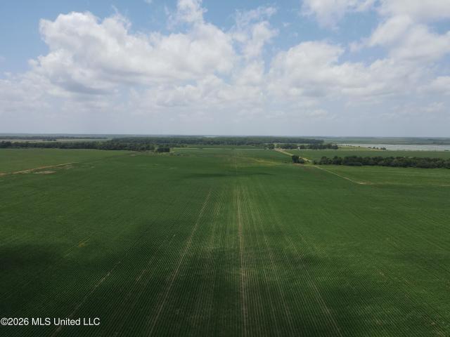 Hot Thornton Road, Tunica, MS 38676
