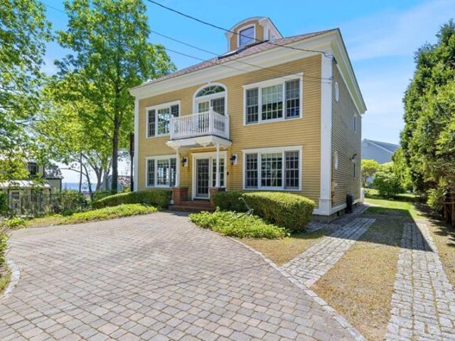 Hotel Ave, York, Home For Sale