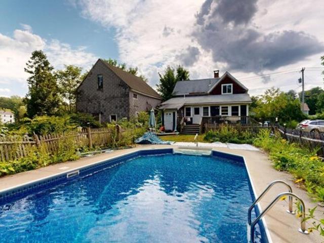 Hotel Rd, Auburn, Home For Sale