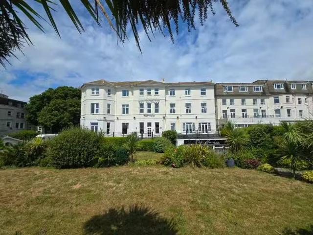 Hotel room for rent in Grove Road, Bournemouth, Dorset, BH1