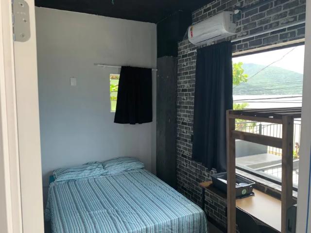 Hotel/Motel/Pousada para venda com 262 metros quadrados com 11 quartos