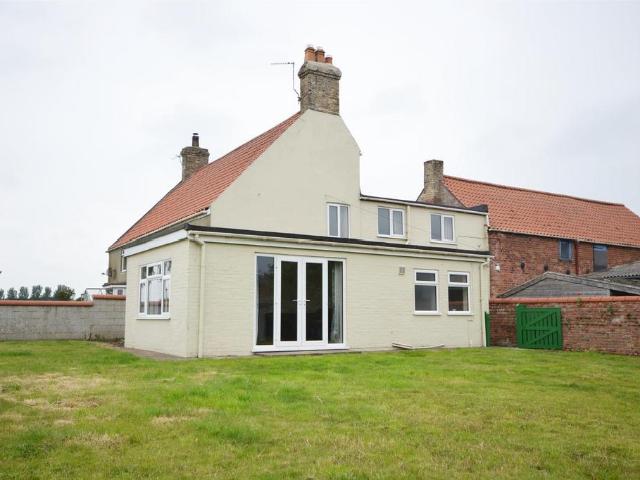 Hotham 3 bed semi detached house to rent £1,025 pcm £237 pw