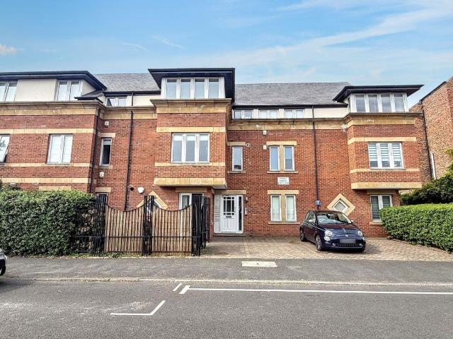 Hotspur Street, Tynemouth, North Shields NE30, 2 bed flat to rent, £950 pcm | PrimeLocation