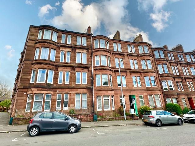 Hotspur Street, North Kelvinside, Glasgow G20, 2 bed flat to rent, £1,275 pcm | PrimeLocation